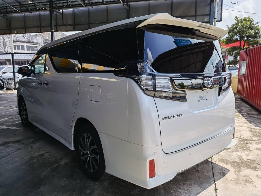 Toyota Vellfire ZA Golden Eye #8202 - TPC RECON CARS