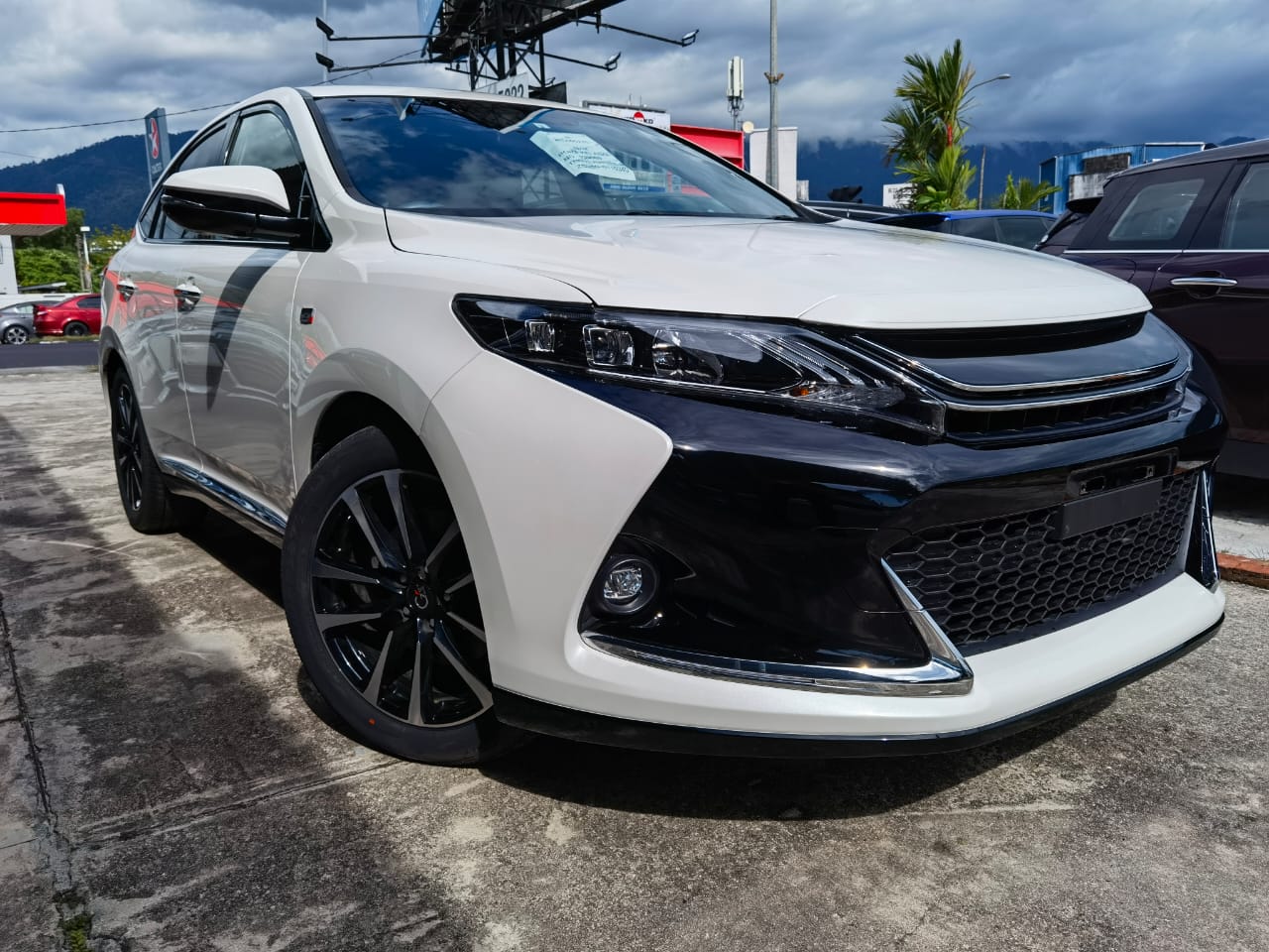Toyota Harrier Elegance G’S #0340 - TPC RECON CARS