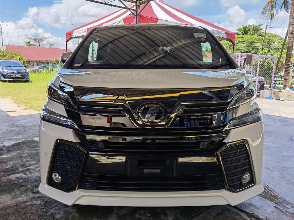 Toyota Vellfire Golden Eye #4064 - TPC RECON CARS