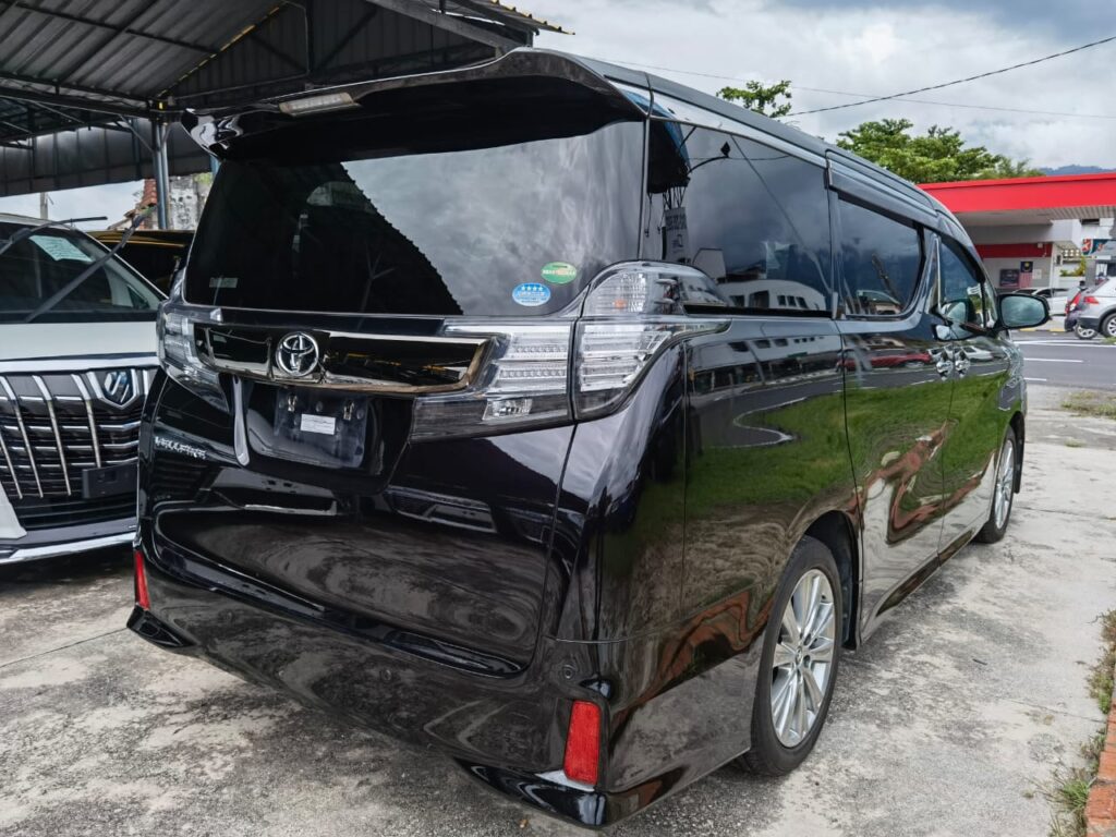 Toyota Vellfire Golden Eye #6939 - TPC RECON CARS