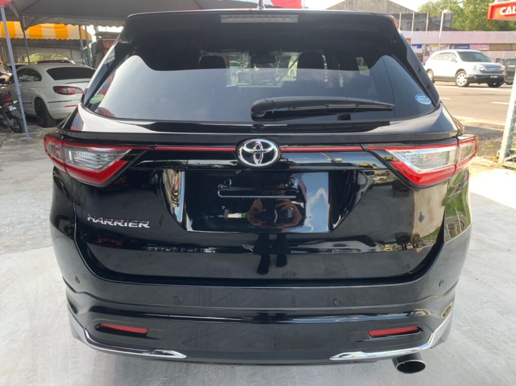 2018 TOYOTA HARRIER PREMIUM 2.0 #5188 - TPC RECON CARS