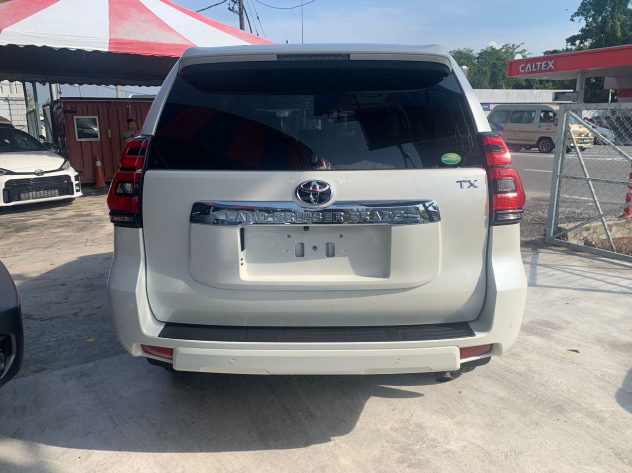 TOYOTA LANDCRUISER PRADO 2.8 TXL 2020 #5375 - TPC RECON CARS