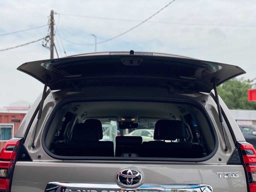 2022 TOYOTA LANDCRUISER PRADO 2.8 TZG #1992 - TPC RECON CARS